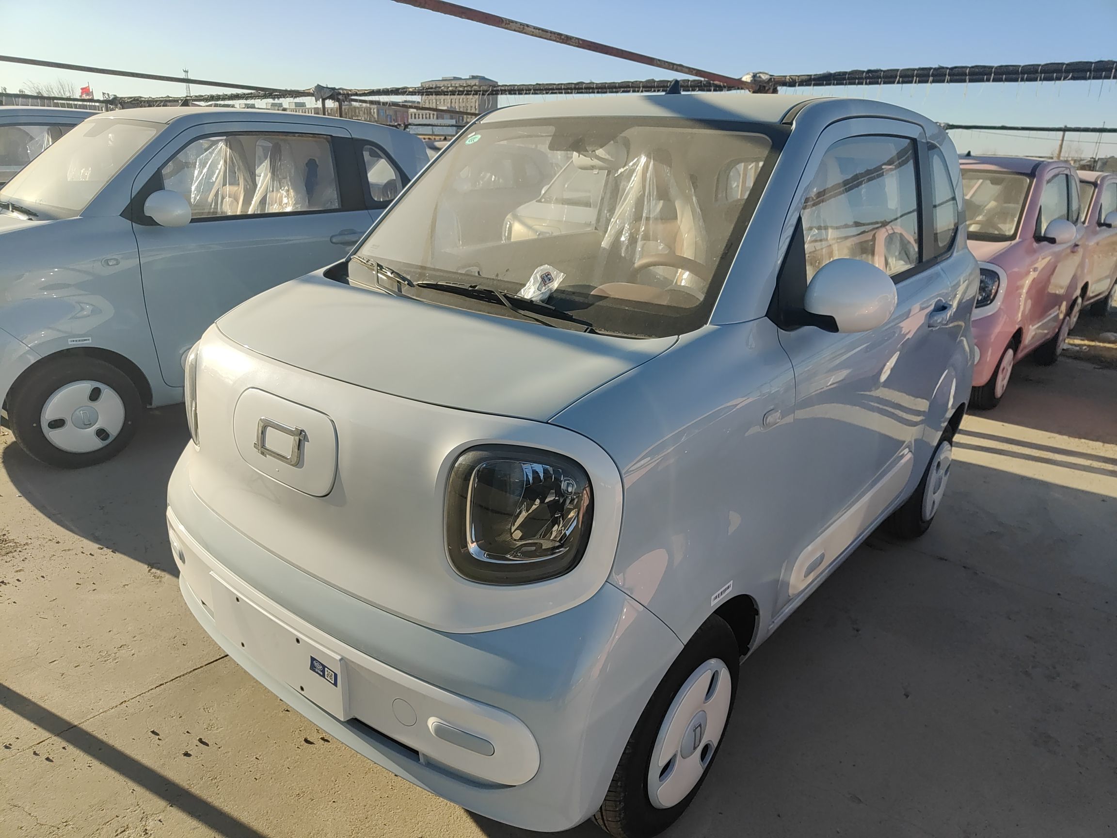 Подержанный Bestune Pony 2026 0.0L Blue 100km AT 4 Seats на продажу ...